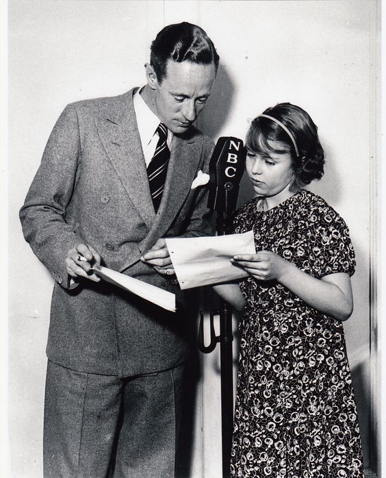 Leslie Howard: On The Radio