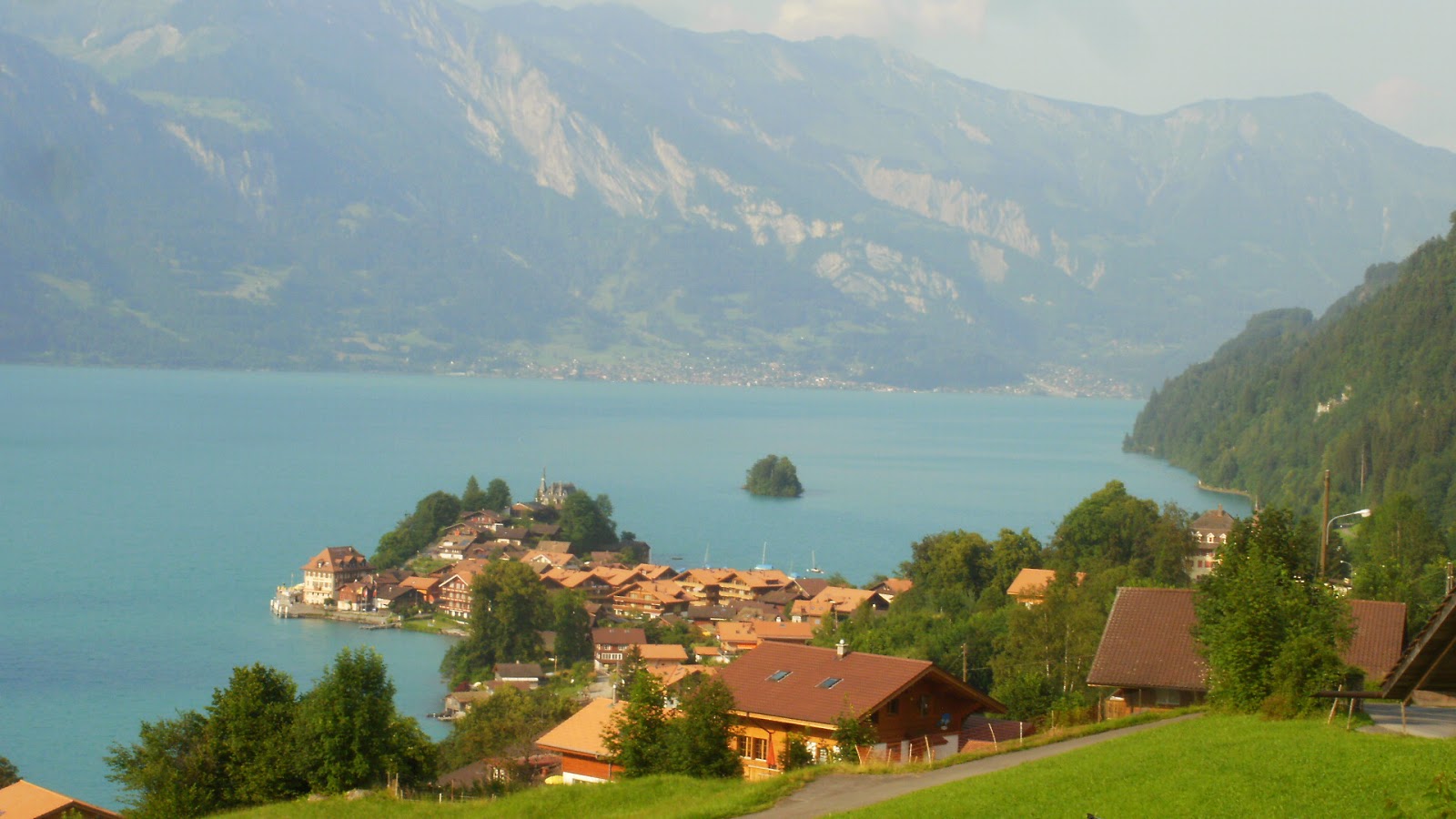 EXCURSII CU BICICLETA: Elvetia