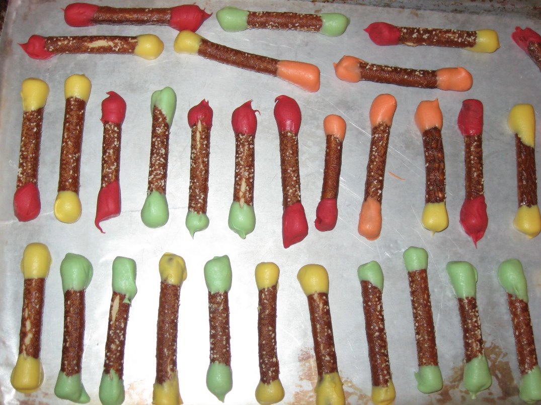 It's Written on the Wall: Edible Crayons? What a Fun Gift for Teacher ...