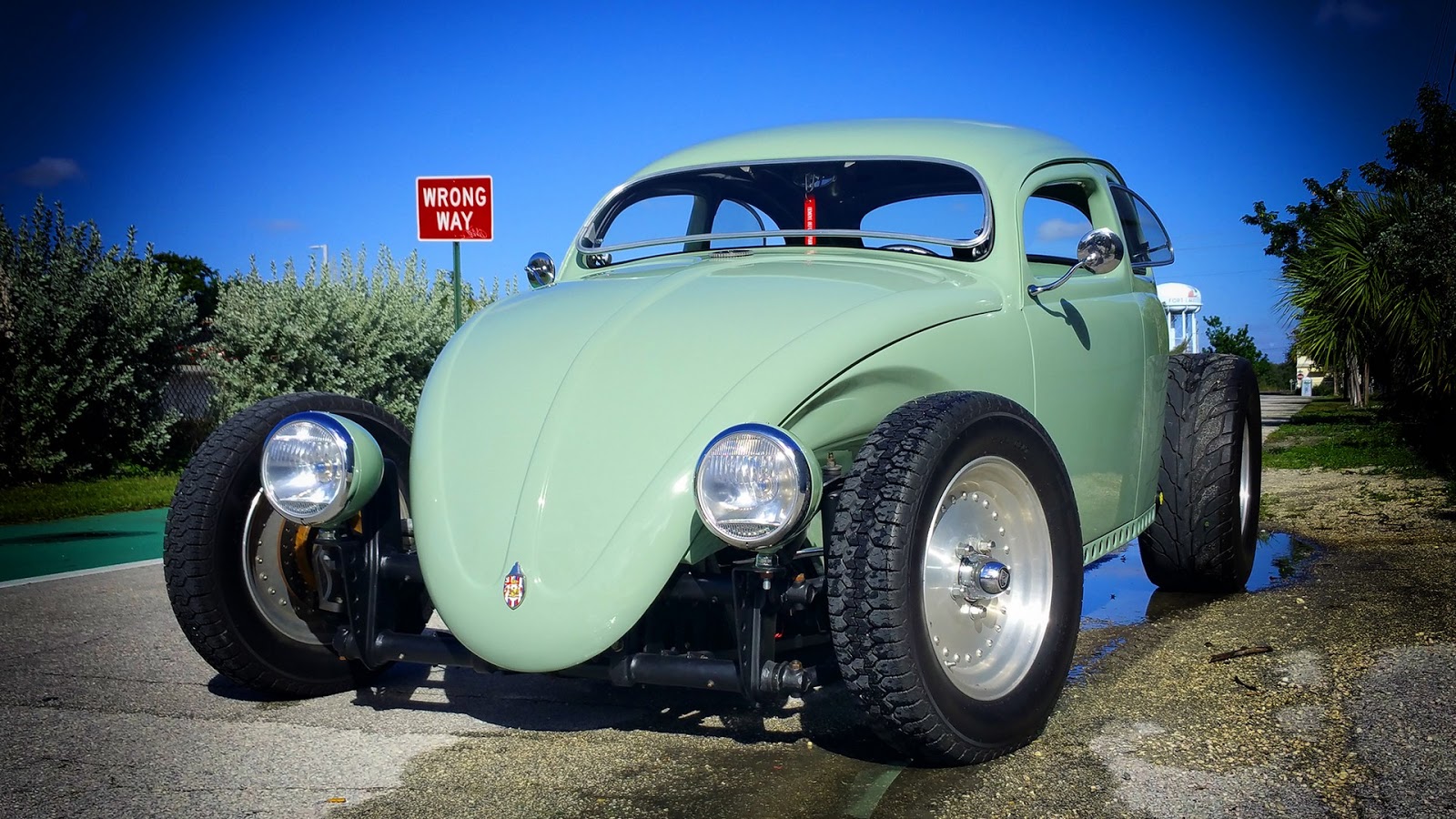 FATHER AND SON TEAM BUILD ONE OF THE FLIEST VOLKSROD WE’VE EVER SEEN.