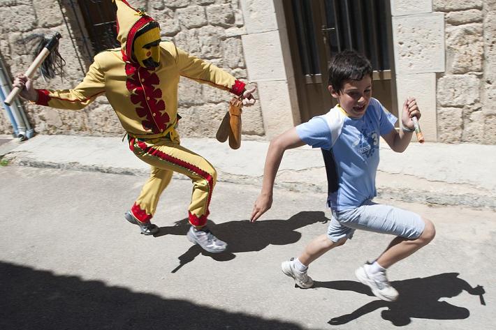 DECK THE HOLIDAY'S: EL COLACHO-THE BABY JUMPING FESTIVAL FROM SPAIN!