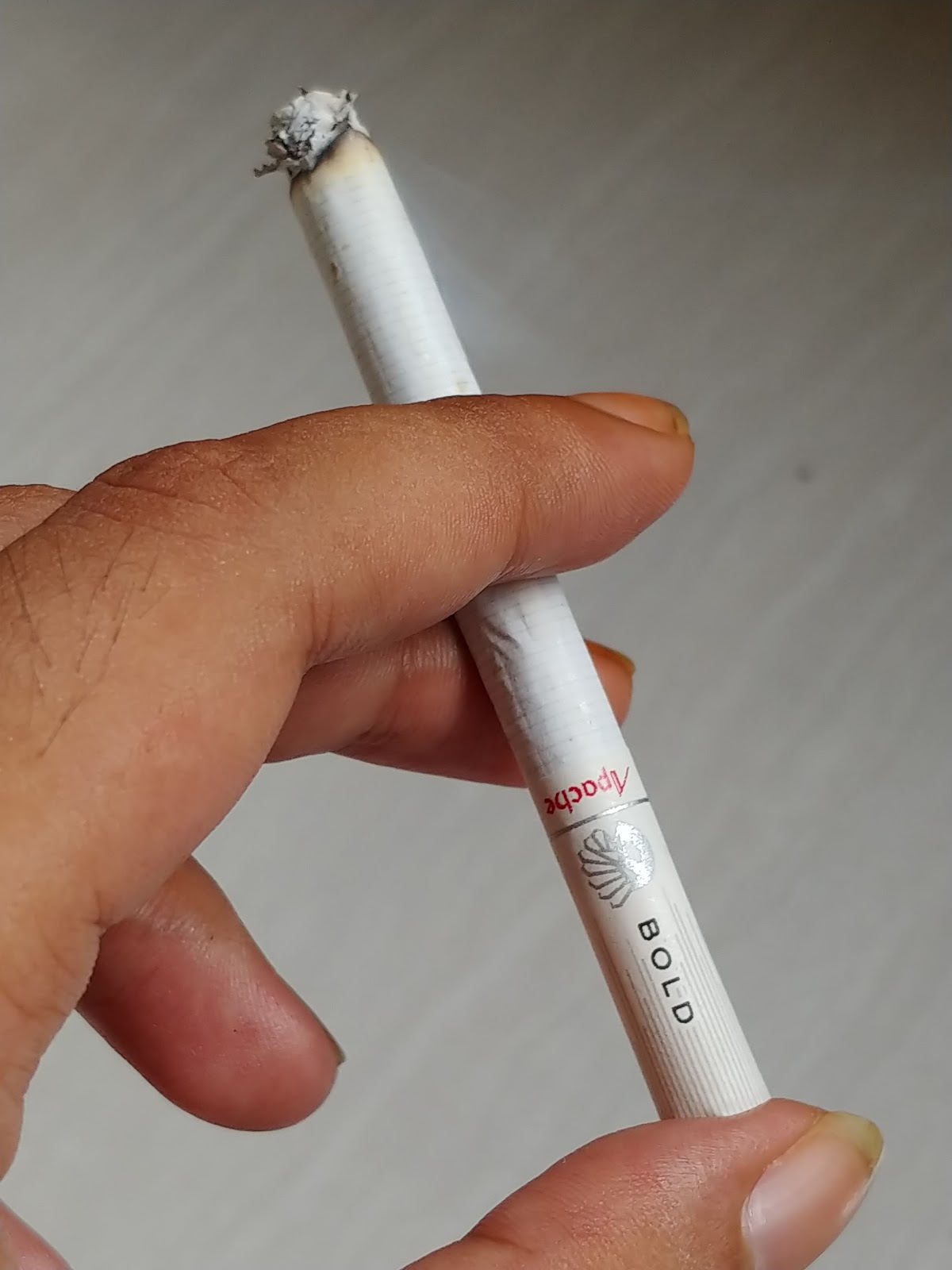 Apache Bold isi 12 dan 16 Batang, SKM Medium Tar Pertama Dengan ...