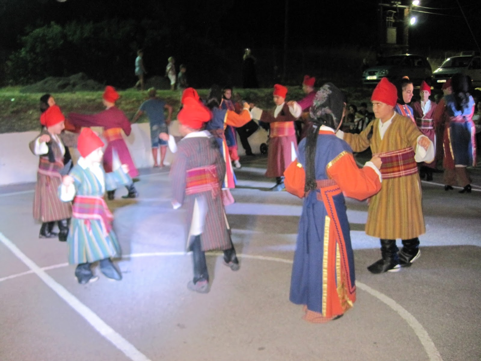 Πολιτιστικός & Εξωραϊστικός Σύλλογος Νεροτριβιάς: ΠΑΡΑΔΟΣΙΑΚΟ ΓΛΕΝΤΙ 14 ...