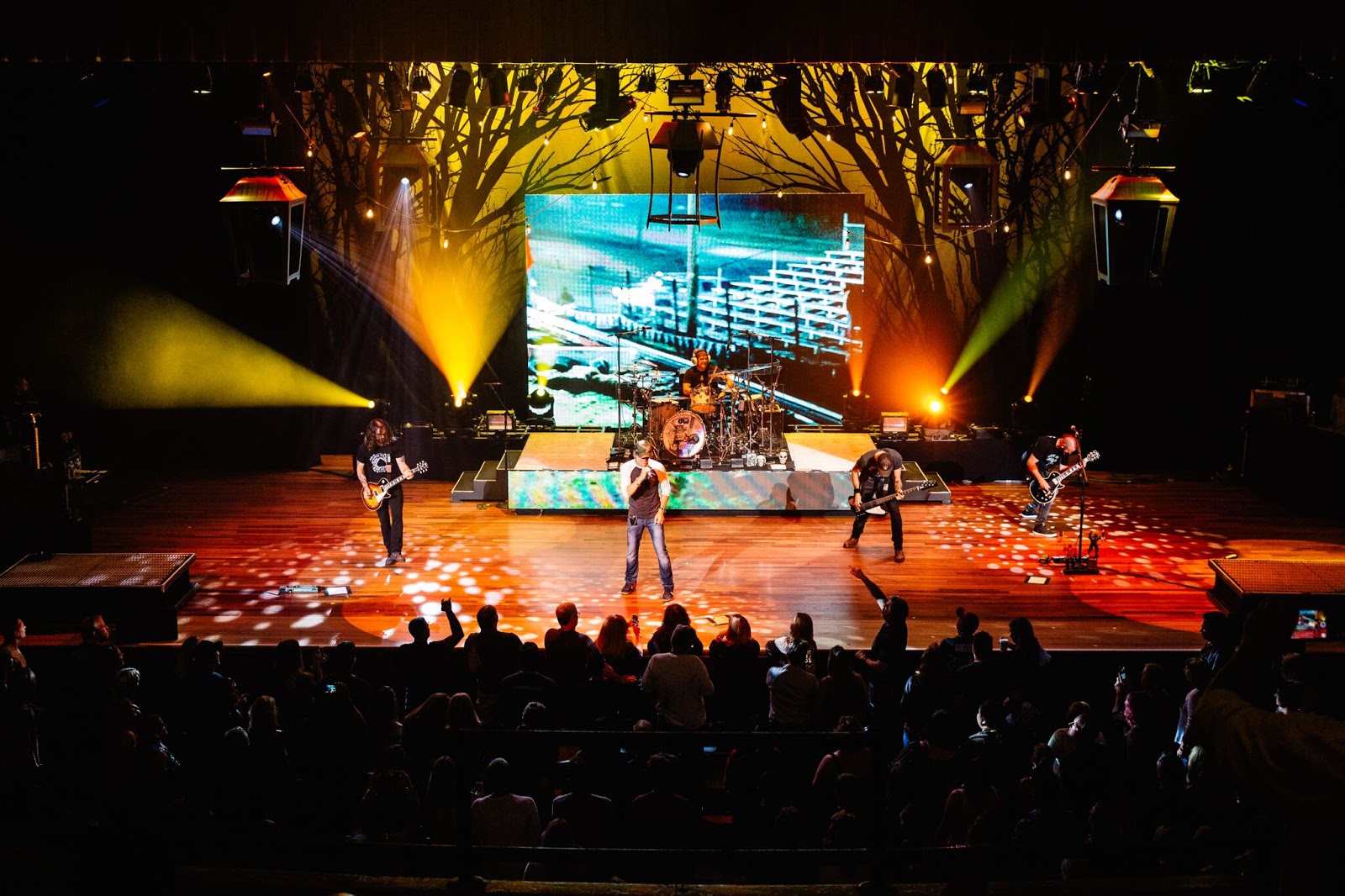 Martin by HARMAN Provides Creative Lighting Solutions for 3 Doors Down ...