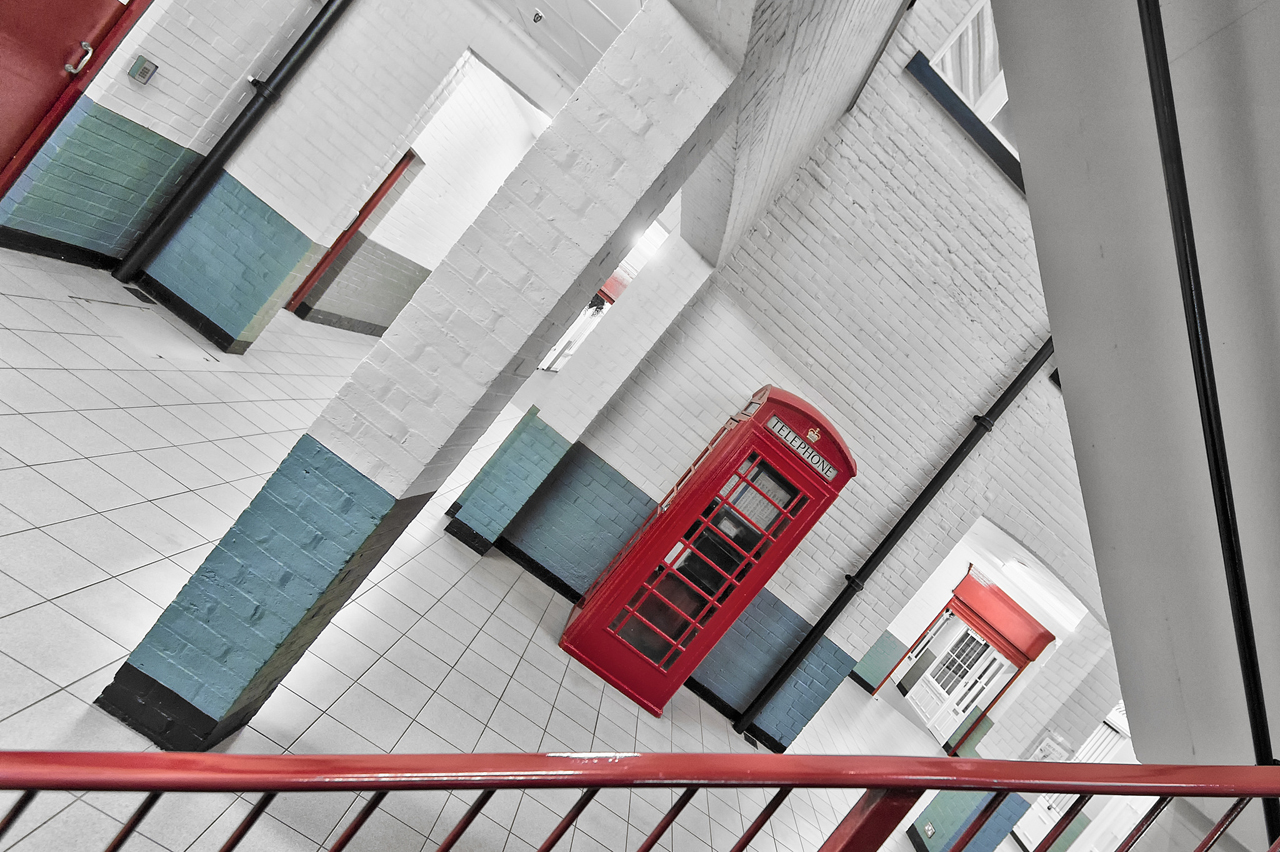 On Photography: Working with Dutch Angles (or how to shoot on the wonk)