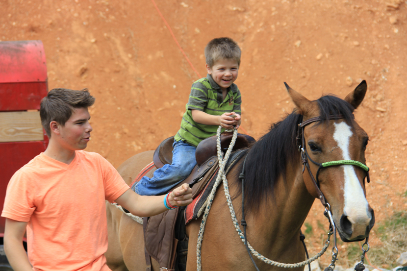 Bates Family Blog: Bates Updates and Pictures | Gil and Kelly | 19 Kids ...