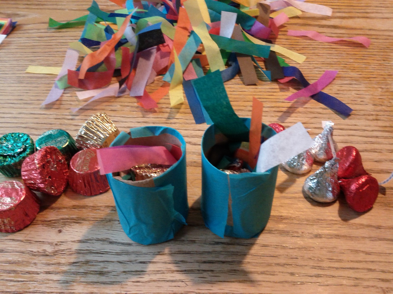 The Crafty Princess: New Year's Eve Poppers