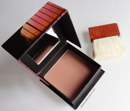 Benefit: Dallas - Makeup Moment