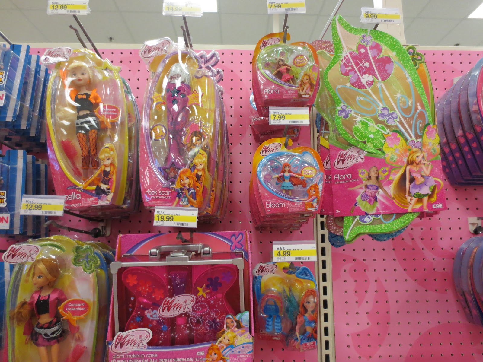 Cynthia's Winx Blog: Exclusive Photots From Target's Winx Club Products!