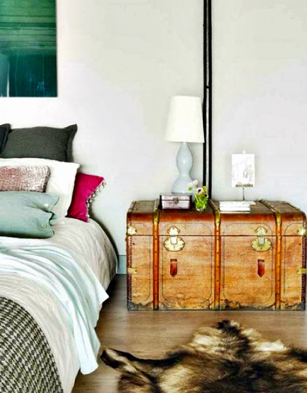 The Domestic Curator: CREATIVE NIGHTSTANDS