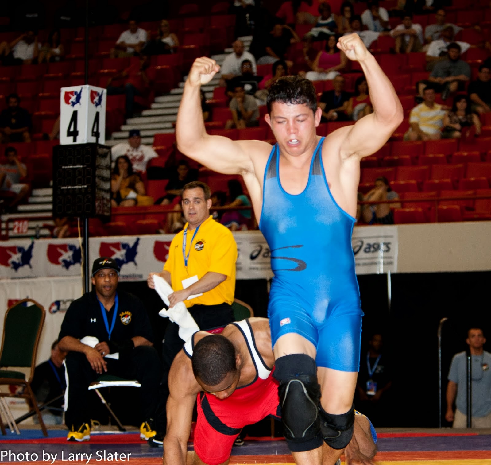 Fight Lads: Amateur Mat Action 2