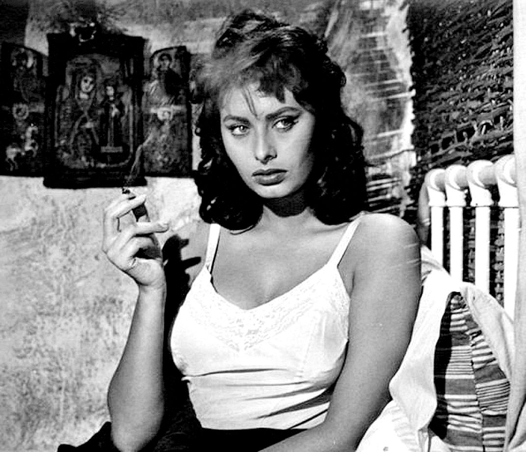 Film Noir Photos Smoking In Bed Sophia Loren