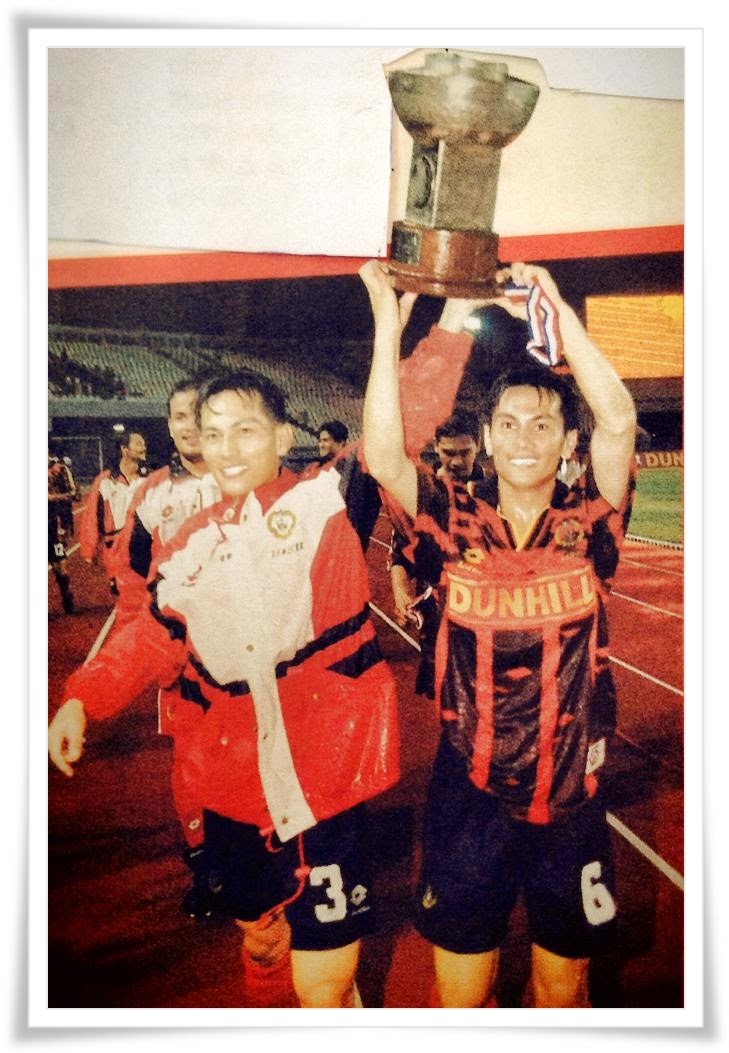 .chedinsphere.: Piala Sumbangsih 1998: Selangor lawan Sarawak.