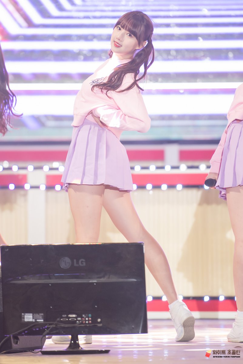 Kpop Netizens Claim That She Is The Cutest Rookie Idol Kpop News