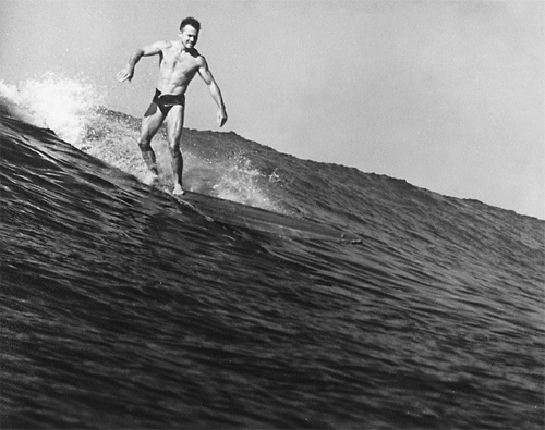 LEGENDARY SURFERS: 2017