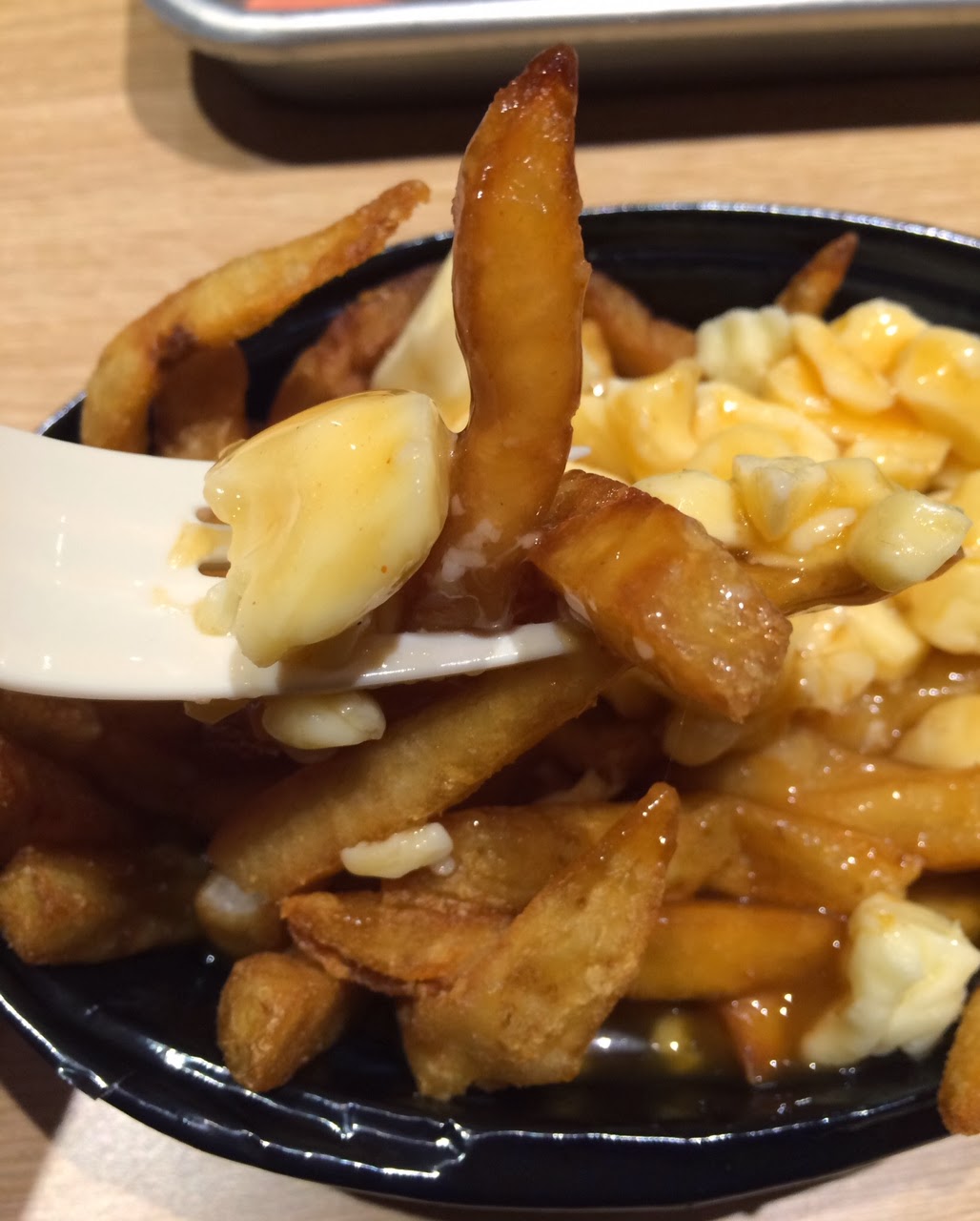 Poutine From A&W / A&W のプーティン ~ I'm Made of Sugar! - Chihiro's food blog