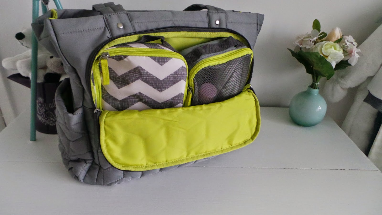 SkipHop Forma- Grey, Changing Bag Review!! - how about now!?