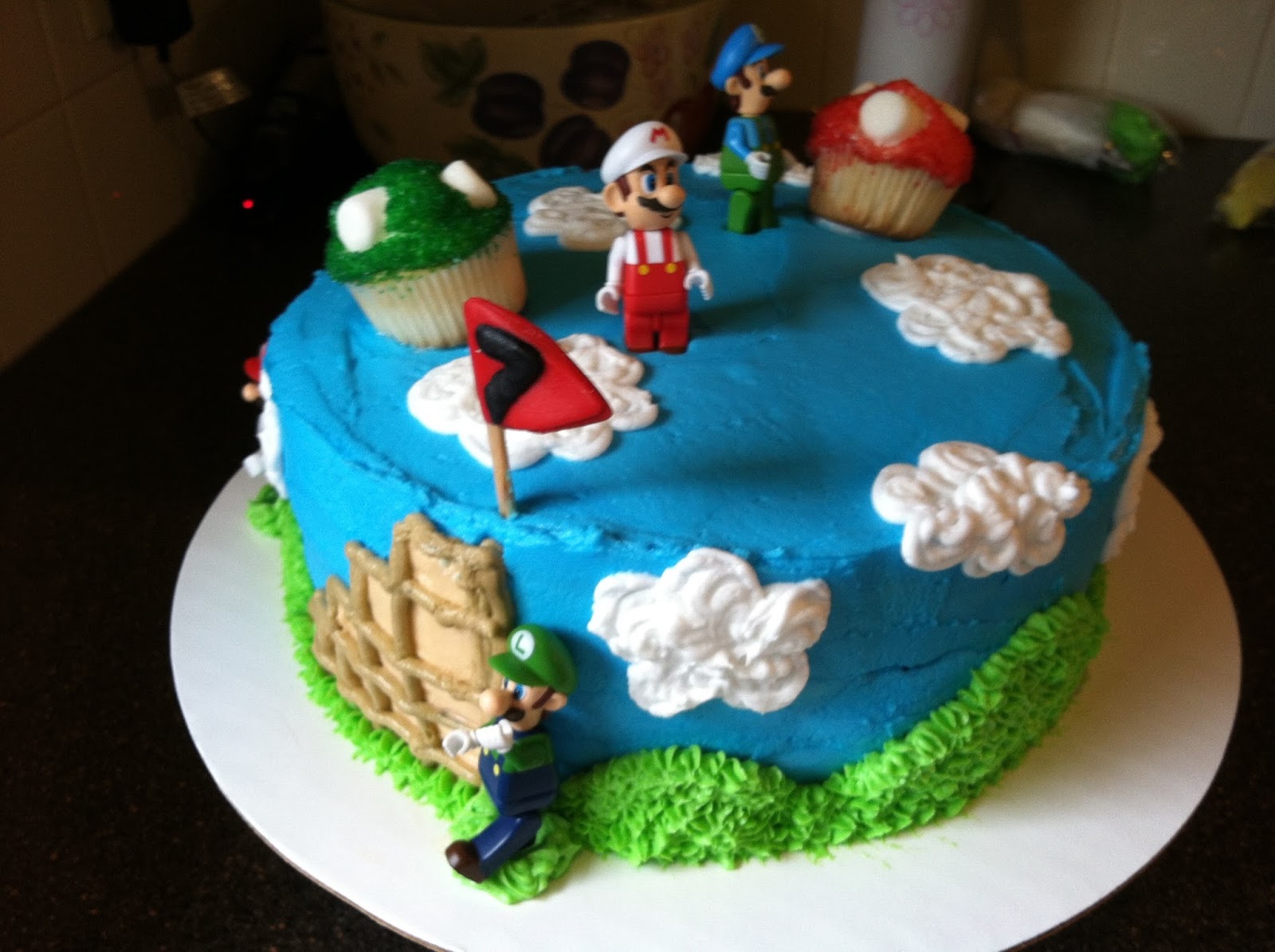 C & G Cakes: Mario Cake & Mushroom Cupcakes