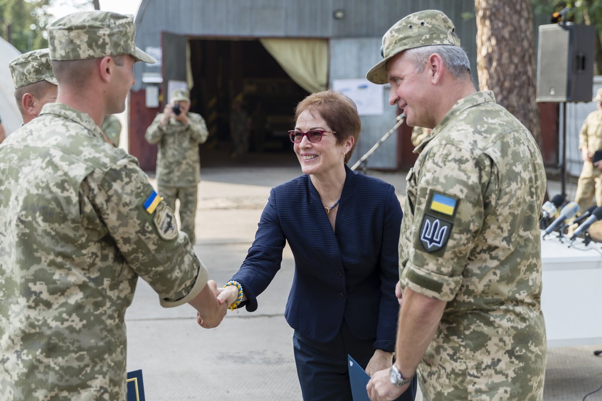 The United States handed over two AN/TPQ-36 Firefinder radar to the ...