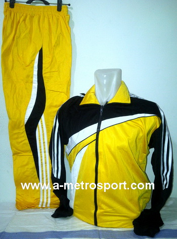 GROSIR CELANA TRAINING SPACK: GROSIR TRAINING SPACK/ STELAN JAKET OLAHRAGA