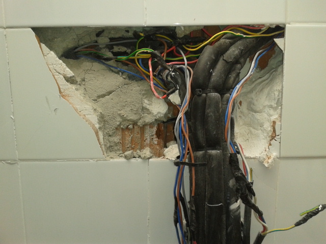 Sparks in Spain: Worst Electrical Jobs