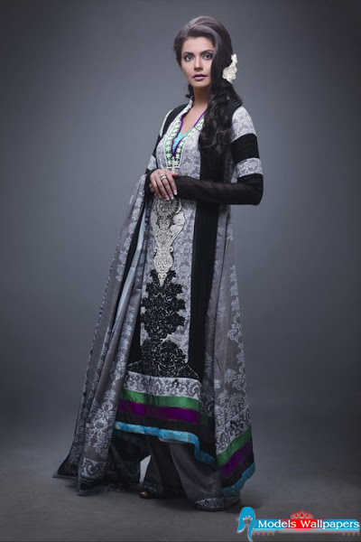 models Accessories: Nida Yasir