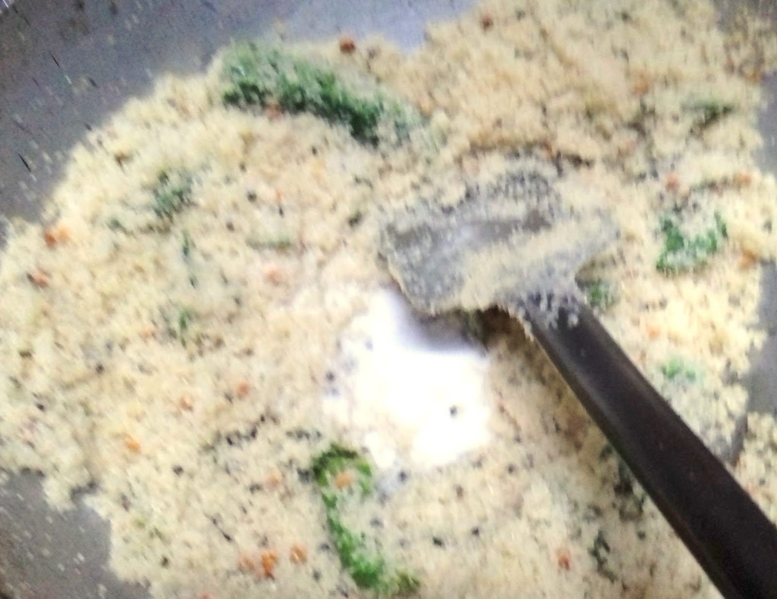 ಅಡಿಗೆ - Adige: Akki Tari /Rice Rava Uppittu
