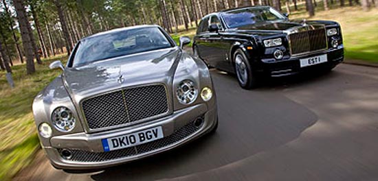 SPORTS CARS: Rolls Royce phantom vs bentley mulsanne