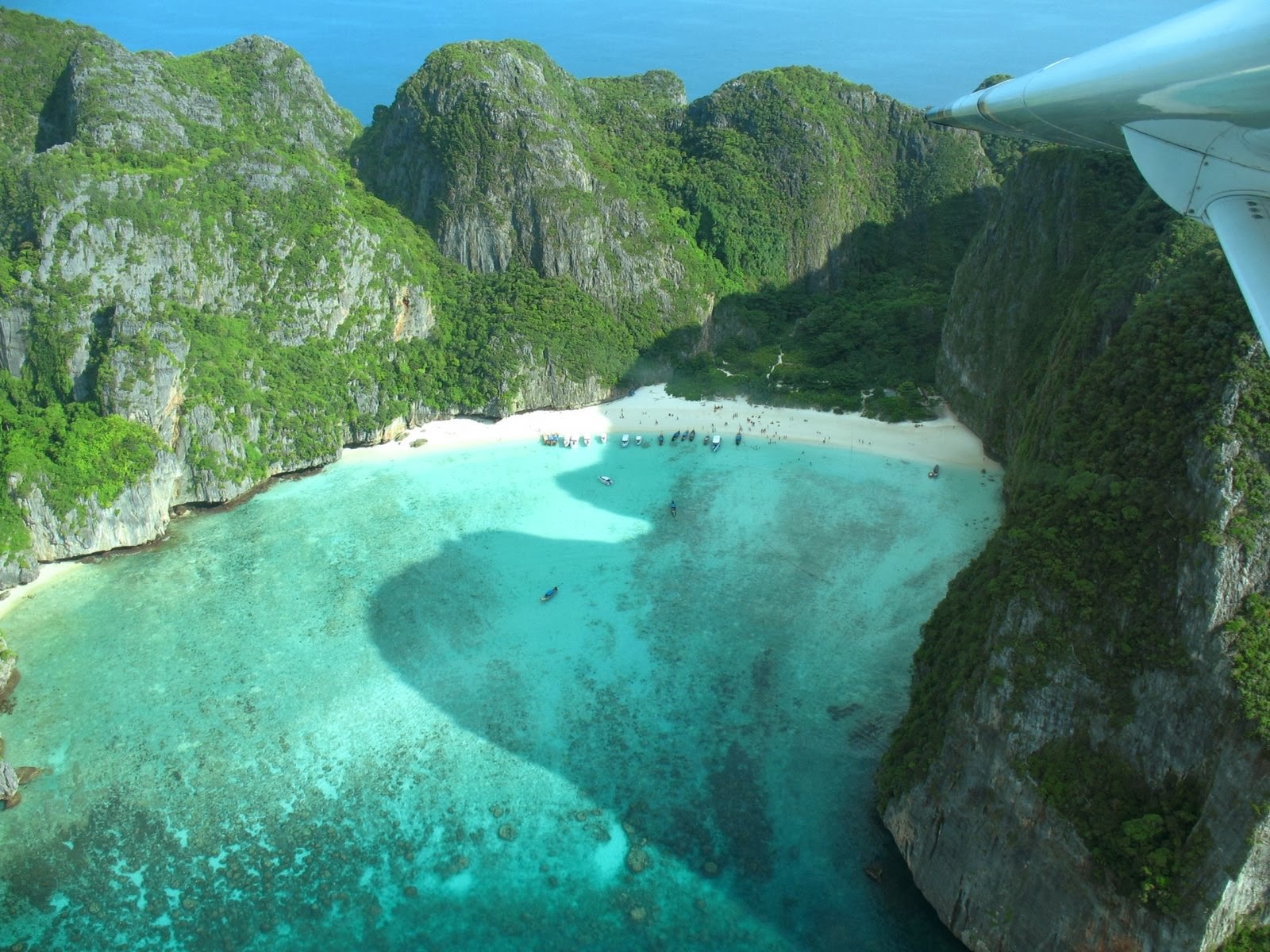HD Maya Bay Beach Wallpaper - Wallpapers Free