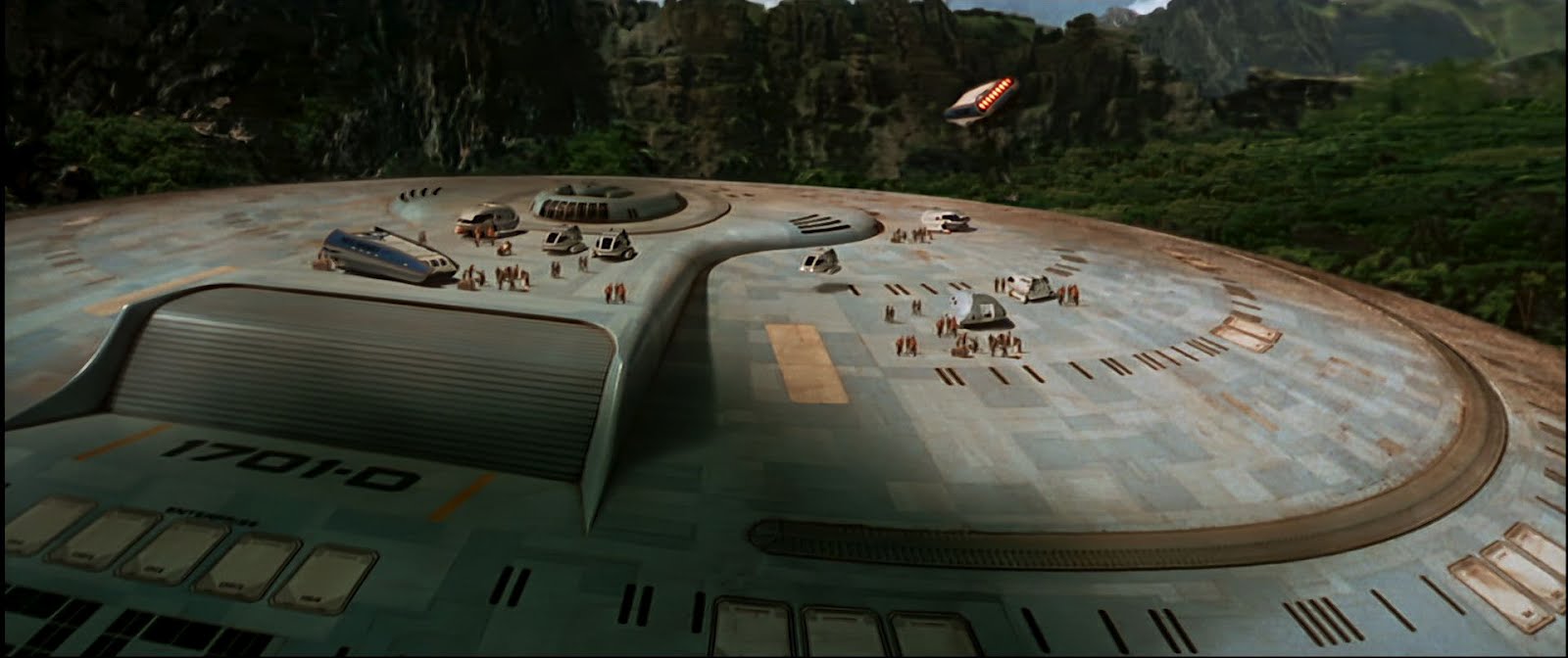 Star Trek Prop, Costume & Auction Authority: The U.S.S. Enterprise D ...