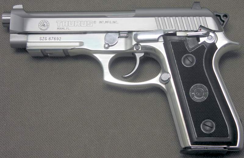 Armas em geral: familia pistola taurus pt100 ,pt59 ,pt840 ,pt917 ,pt945