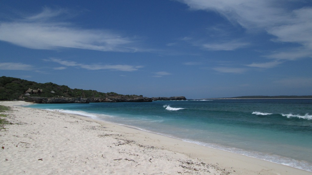 LET'S GO AROUND THE WORLD!!!: JELAJAH ROTE, PULAU SERIBU LONTAR DI ...