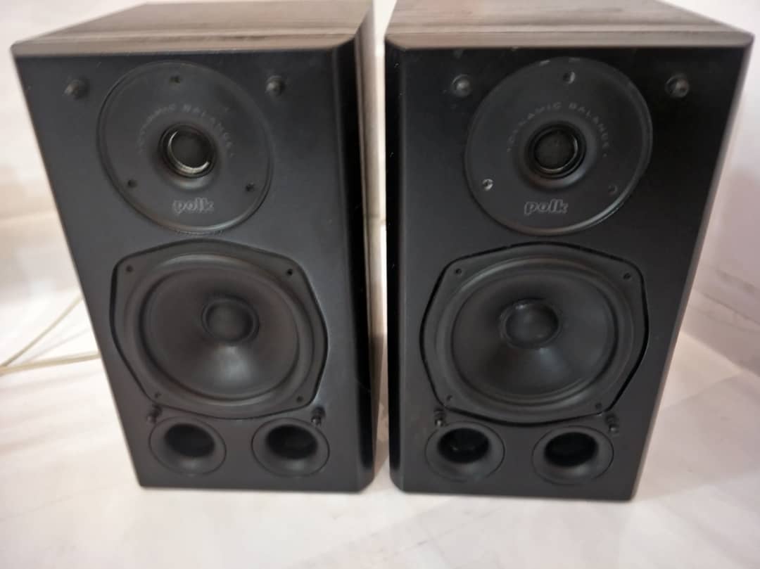 Cad Audio: POLK Audio RT3 Bookshelf Speaker