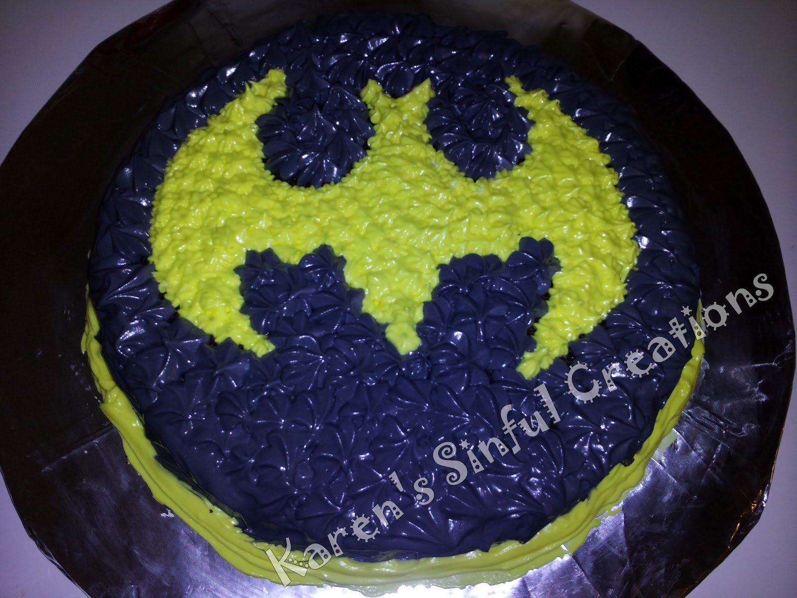 Karen's Sinful Creations: Batman Themed Cake