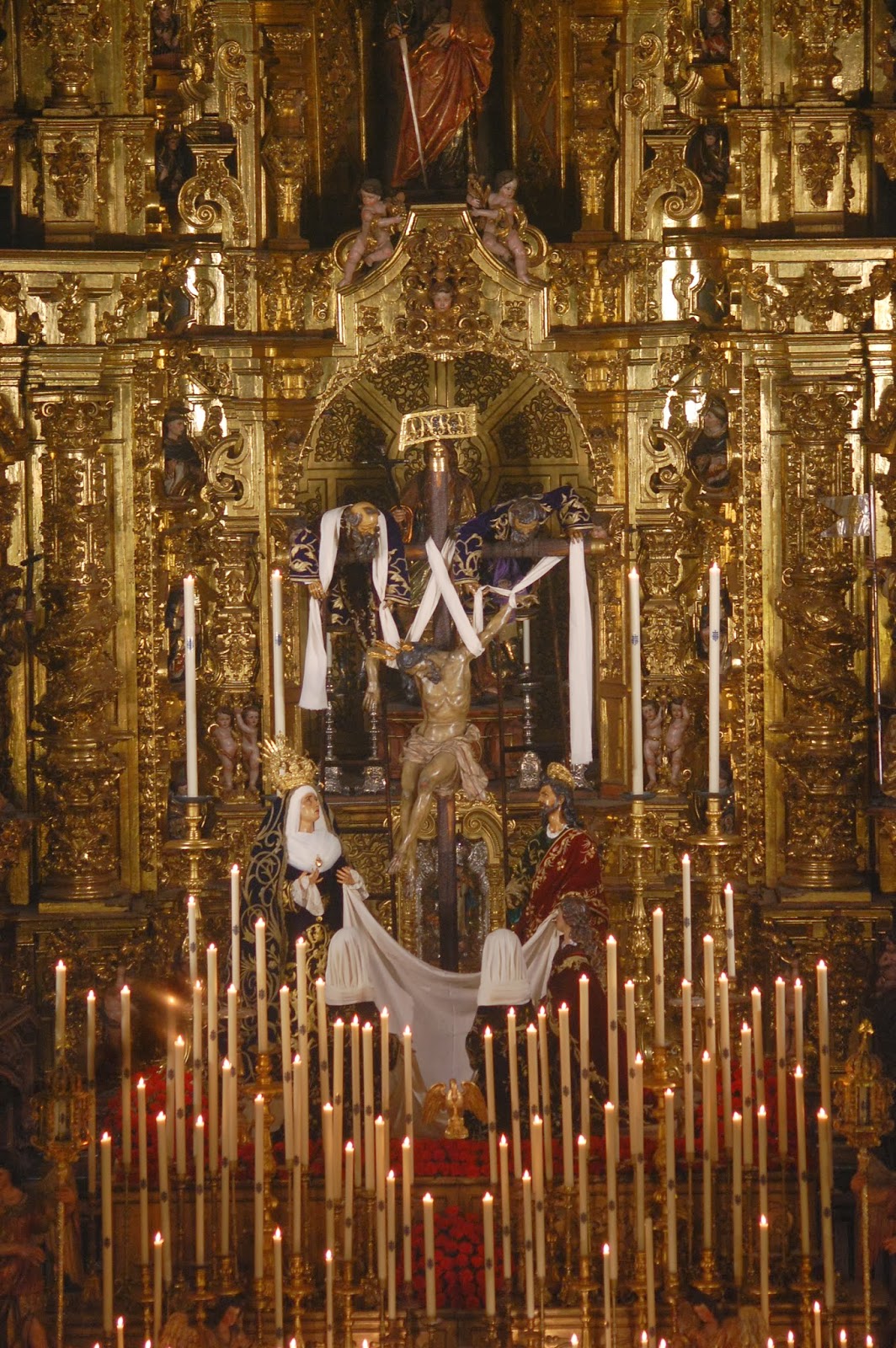 HERMANDAD DE LA QUINTA ANGUSTIA DE SEVILLA: REPORTAJE SOBRE EL ALTAR DE ...