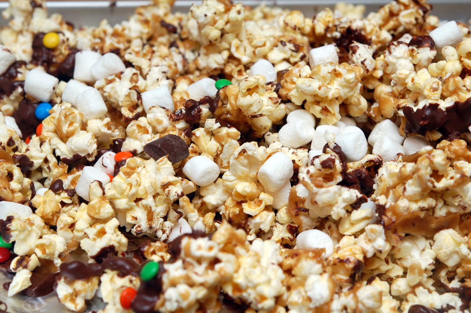 MOOSE MUNCH!! - Hugs and Cookies XOXO