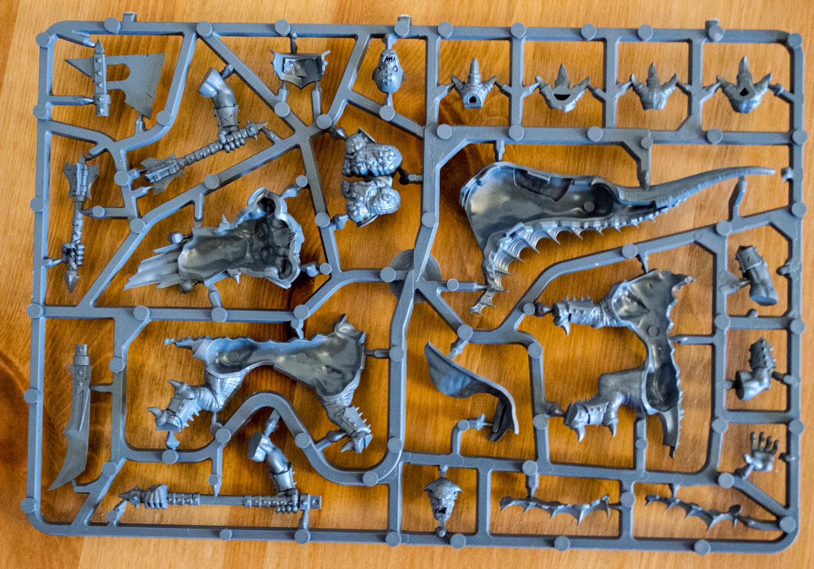 Maniexite: Unboxing - Dragon Ogres