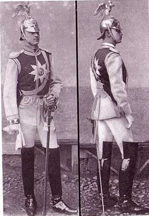 An Officer of the Russian Imperial Chevalier Guards : r/uniformporn