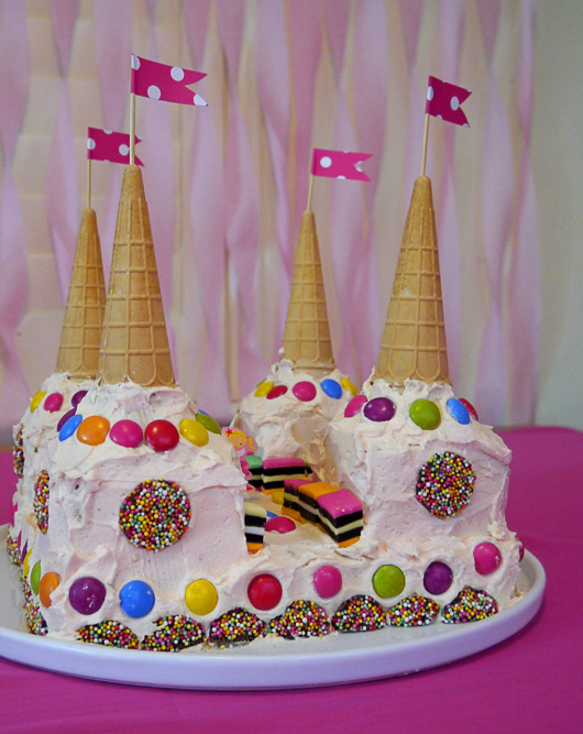 At home with Ali: A Castle Cake for a Princess Party