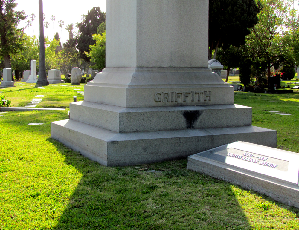 Sacred Space Los Angeles: Hollywood Forever