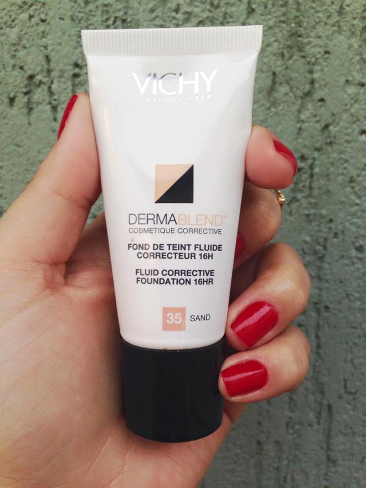 LOUCA POR COSMÉTICOS: RESENHA BASE LIQUIDA DERMABLEND DA VICHY
