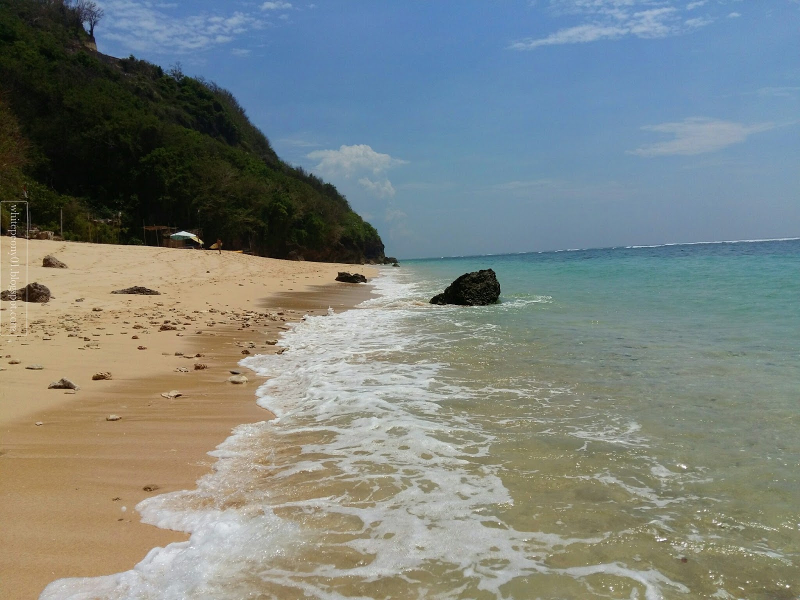 Let’s Get Lost in Gunung Payung Secret Beach : A Journey to the South ...