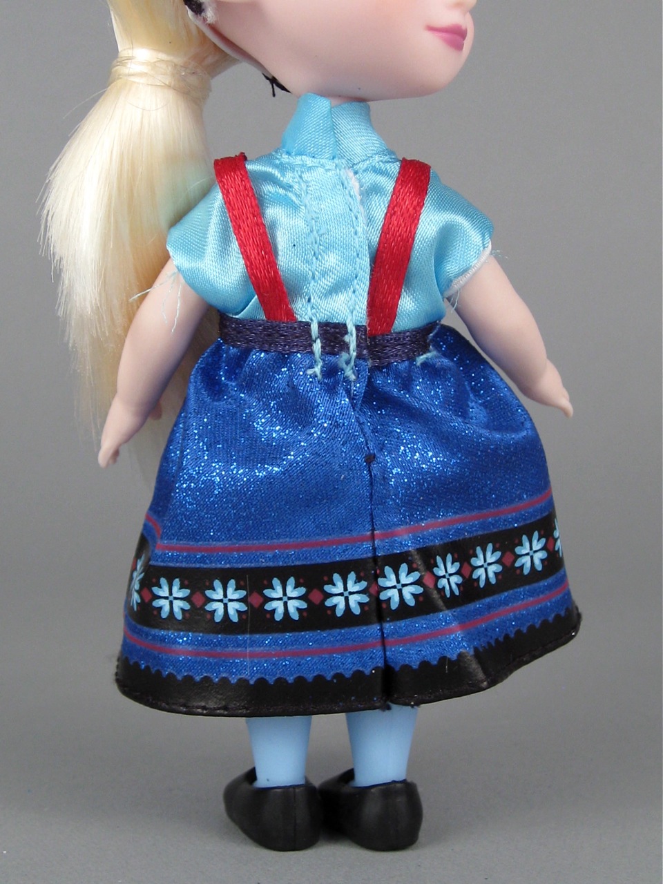 The Animators' Mini Elsa Playset from The Disney Store | The Toy Box ...