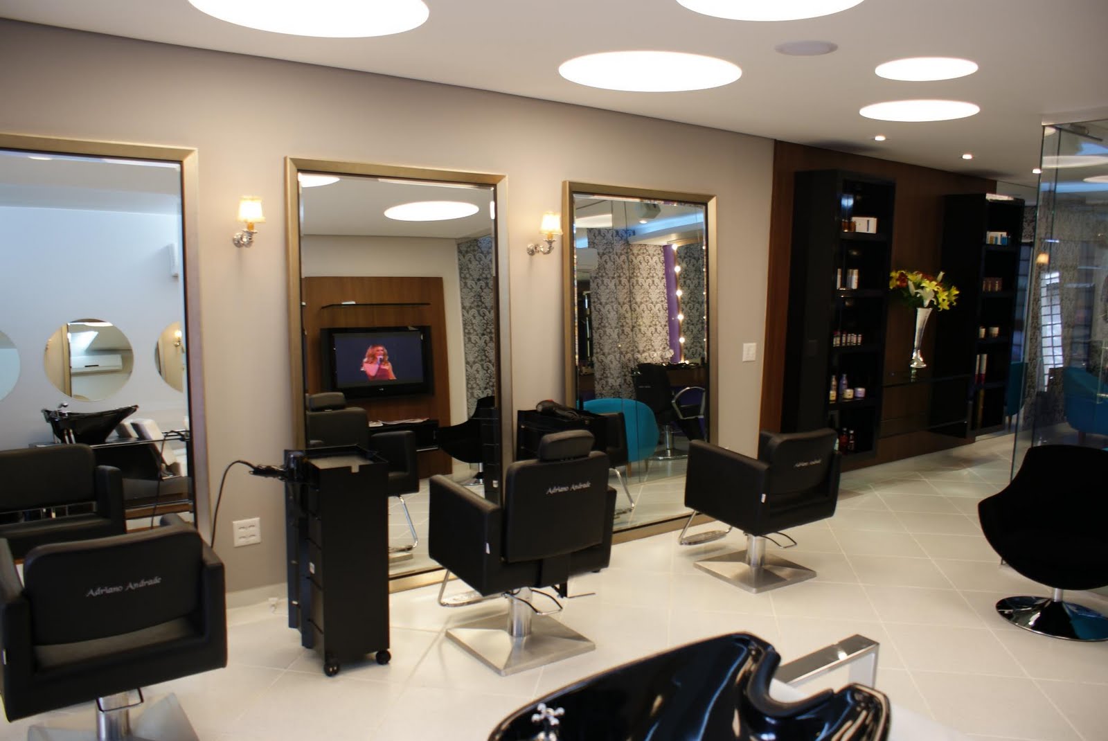 ADRIANO ANDRADE-HAIR DESING