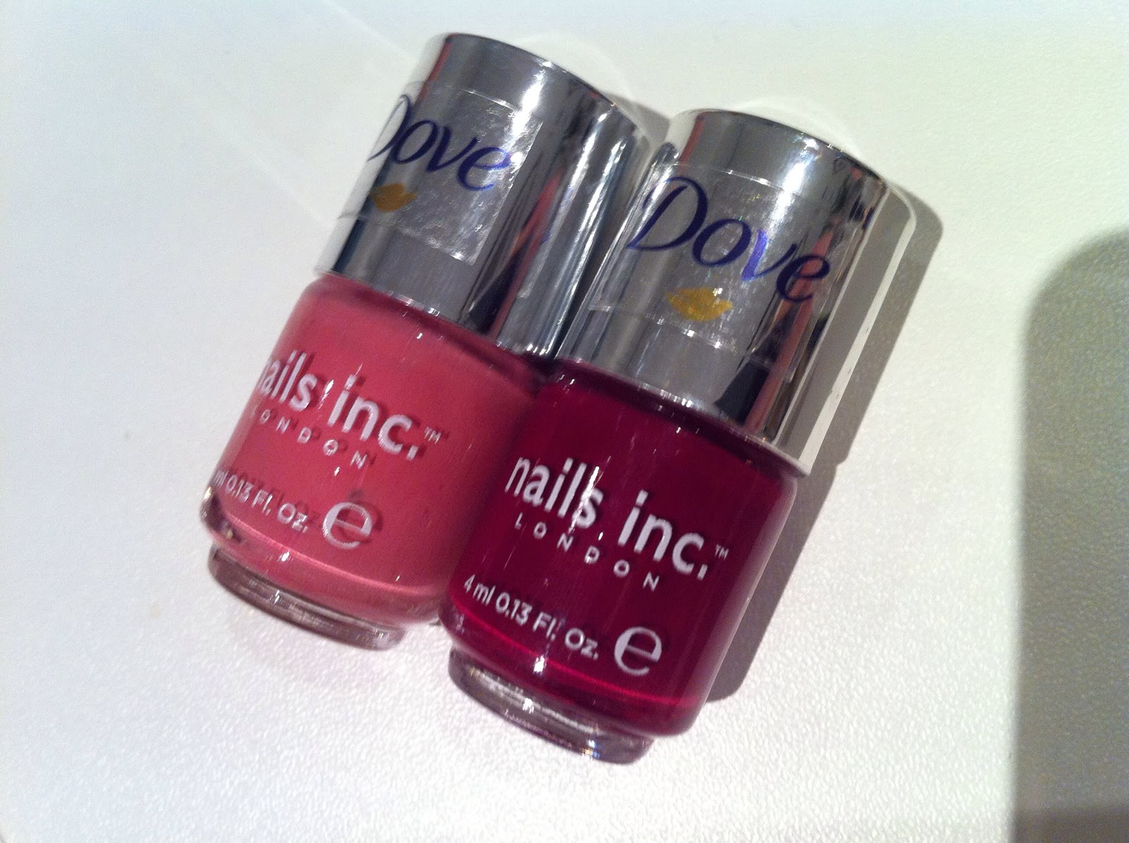 Free mini Nails Inc with Dove