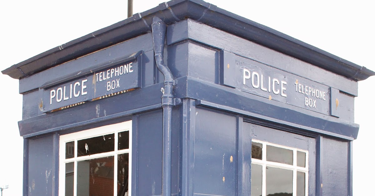 JibberJabberUK: Sunday Snap – Blue Police Box