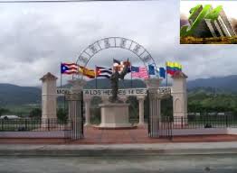 Samaná: Monumento De Samaná