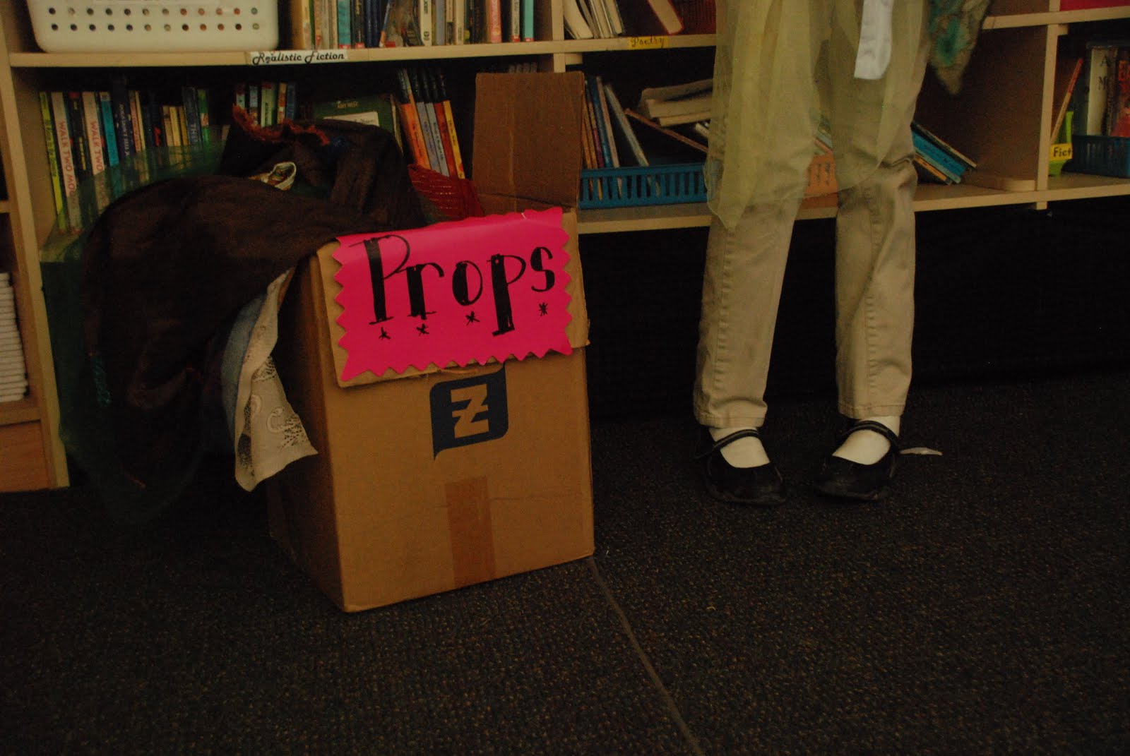 aventuras: Please Meet the Prop Box