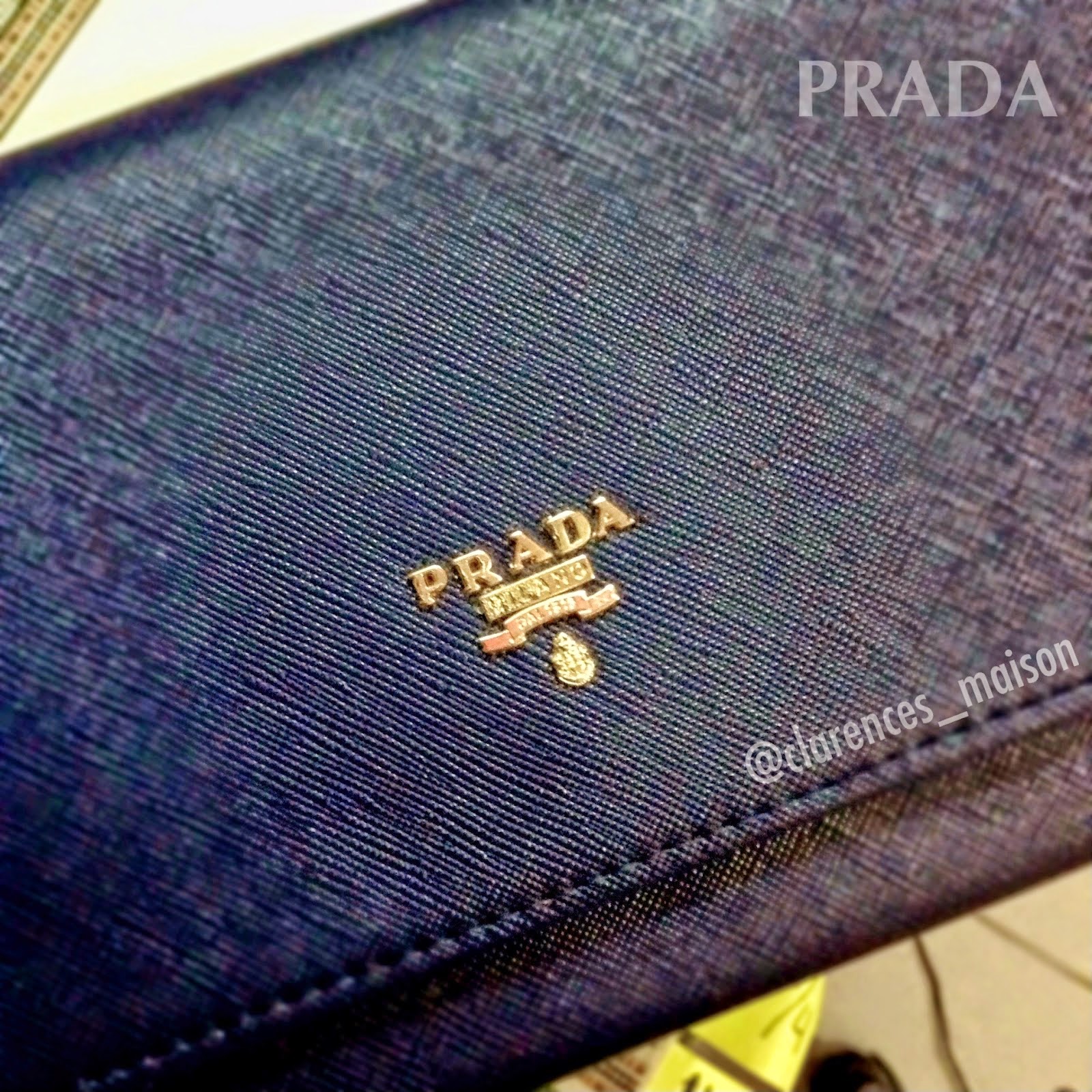 Sarae Butik: Dompet Flip Prada
