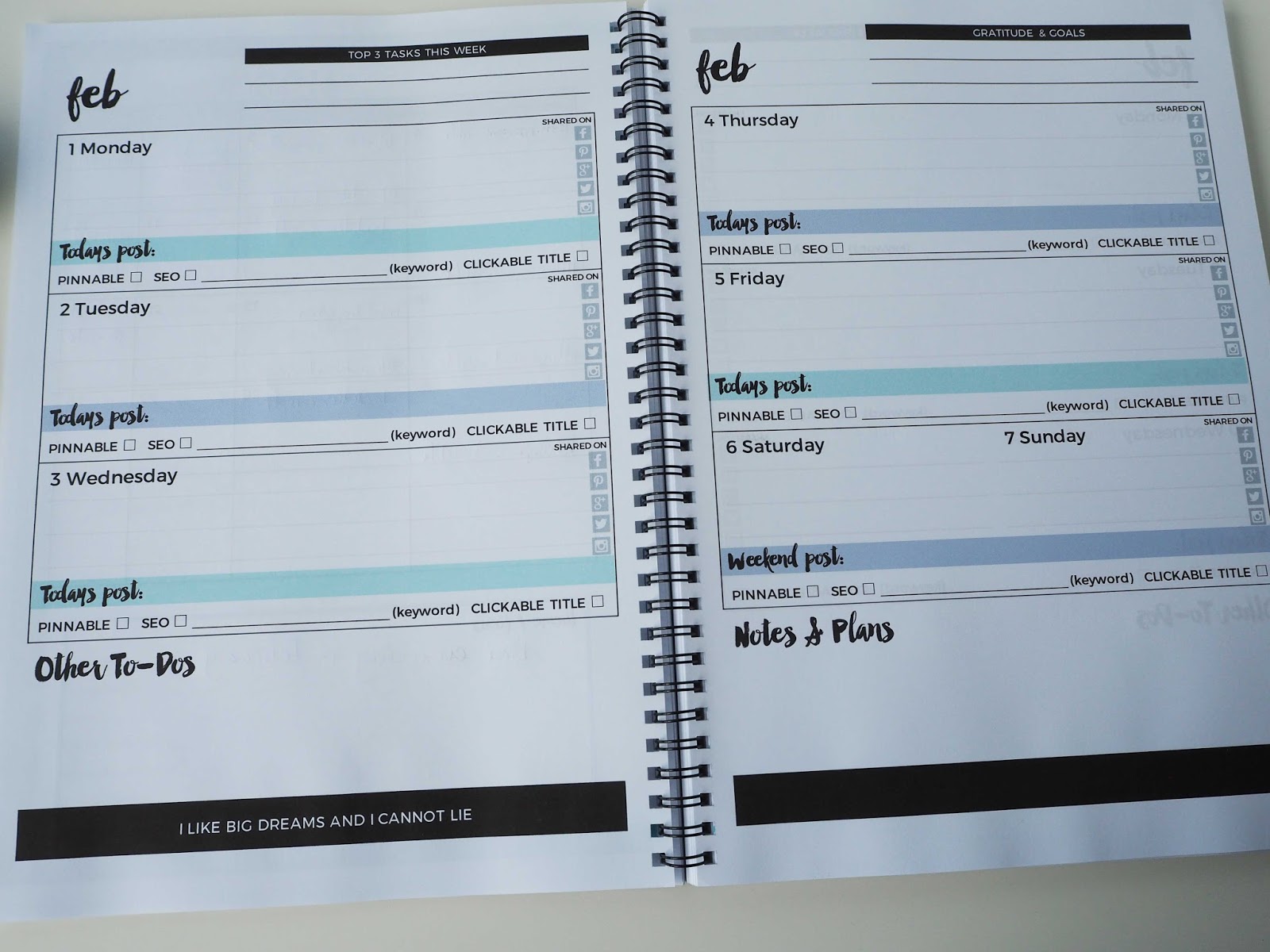 5 tips for filling your editorial calendar (and a review) | Life Behind ...